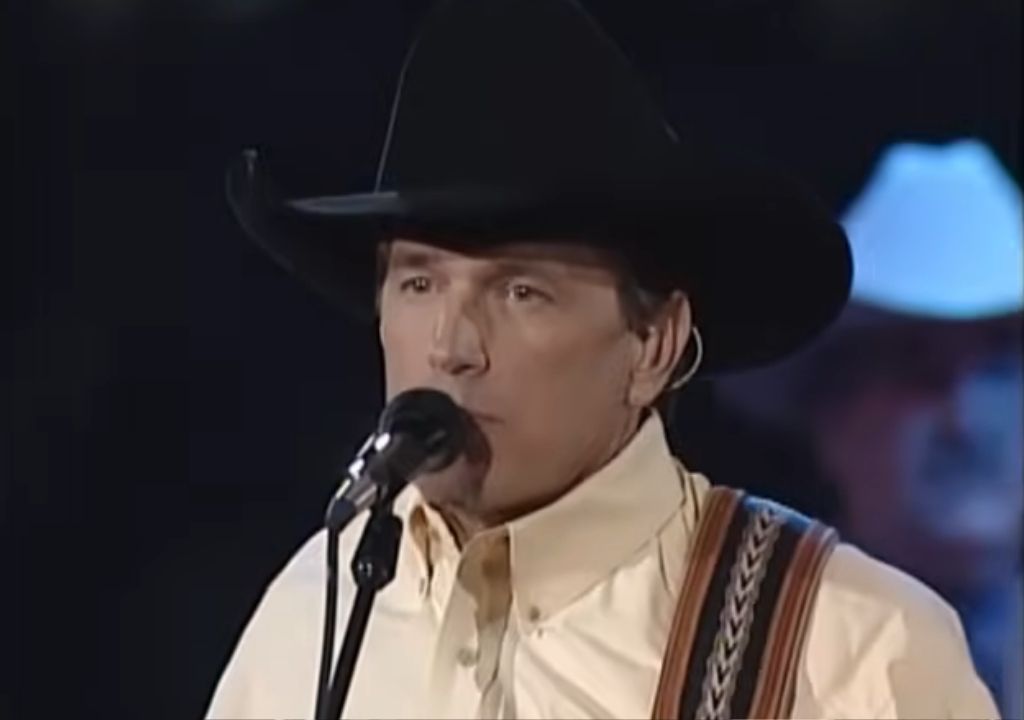 George Strait - Blue Clear Sky - OldiesClassic