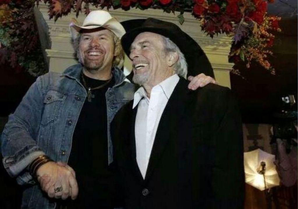 The Fightin Side Of Me Merle Haggard Ft Toby Keith Oldiesclassic