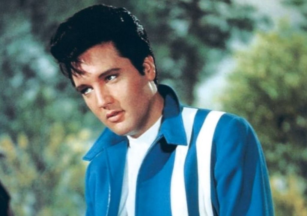Indescribably Blue - Elvis Presley - OldiesClassic